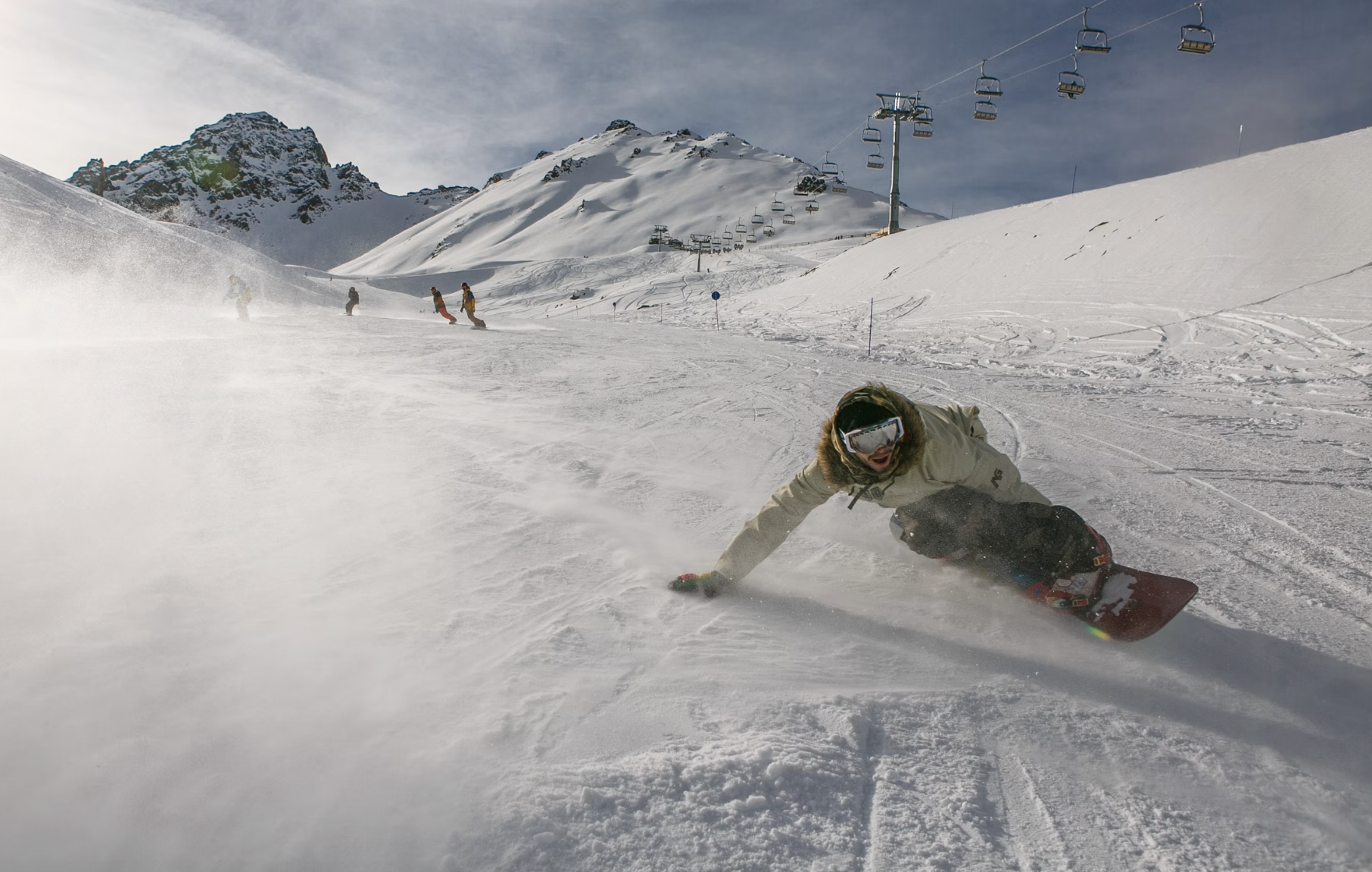 Snowboard Manufacturing: Tech is improving every aspect of your ride.