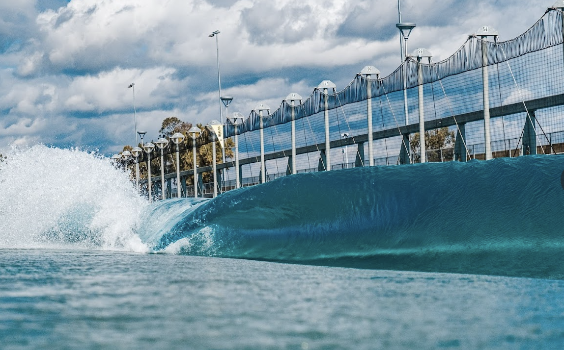 Surfing: Are Artificial Waves Better Than Natural Waves? Find a wave ...