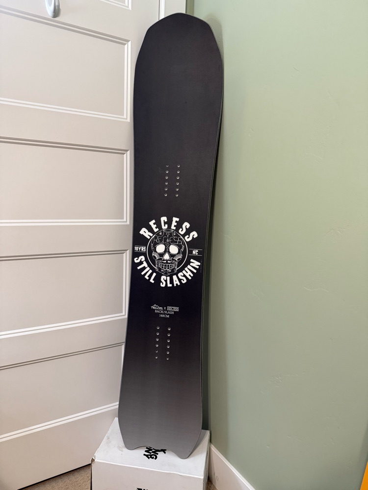 Telos Back/Slash 148 x Recess Board Shop Ltd Edition - Snowboards | SENDY