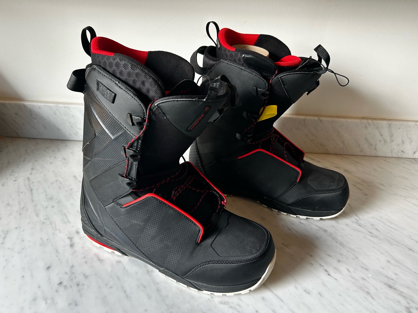 Salomon Malamute 12.5 - Snowboard Boots | SENDY