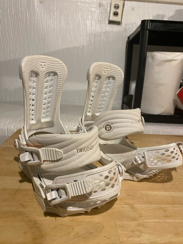 Union Trilogy snowboard binding M/L - Snowboard Bindings | SENDY