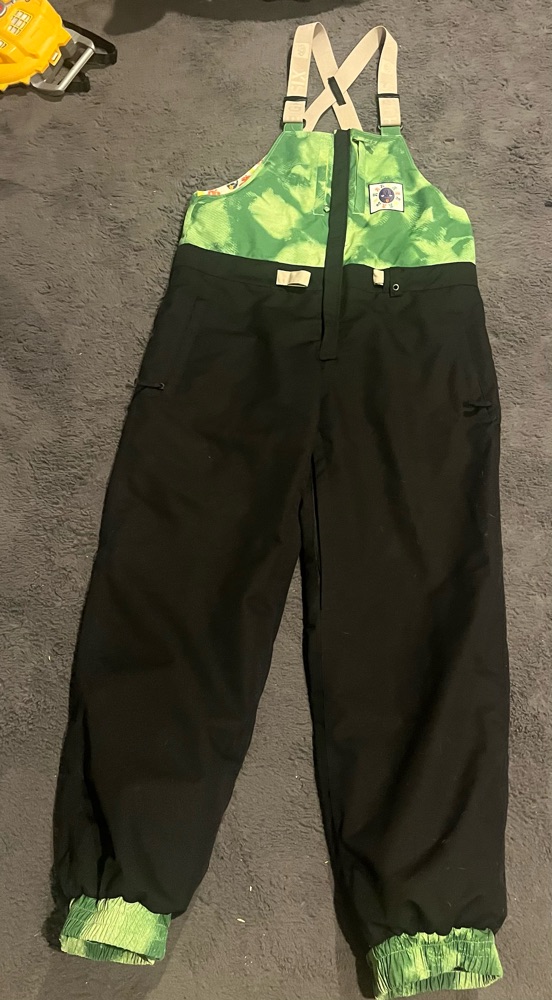 686 Forrest Bailey Dancing Bear bibs - Men's Ski & Snowboard Bibs | SENDY