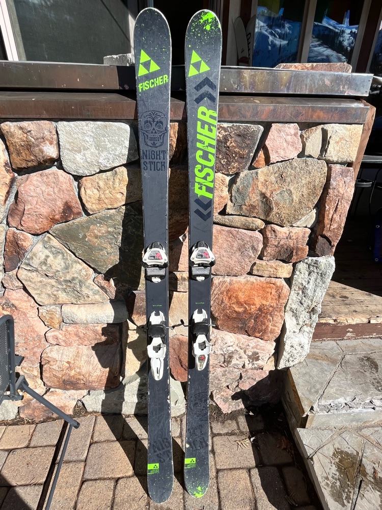 181 fisher nightsticks - Skis | SENDY