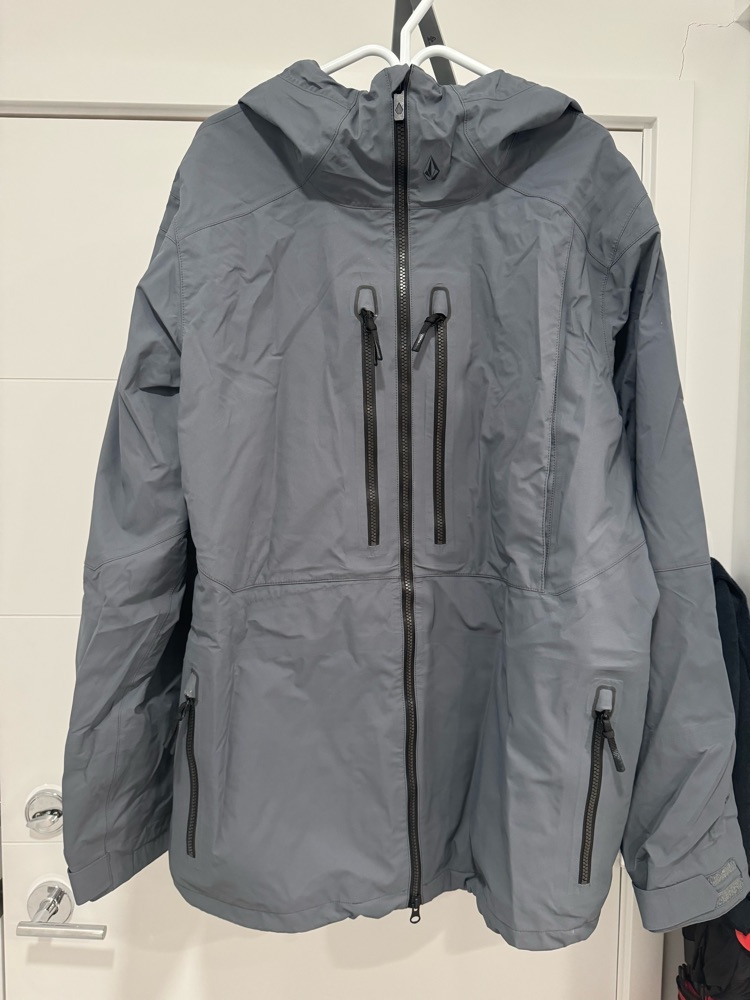 Volcom 3L Gore Tex Guide Jacket - Like New - Ski & Snowboard Jackets ...