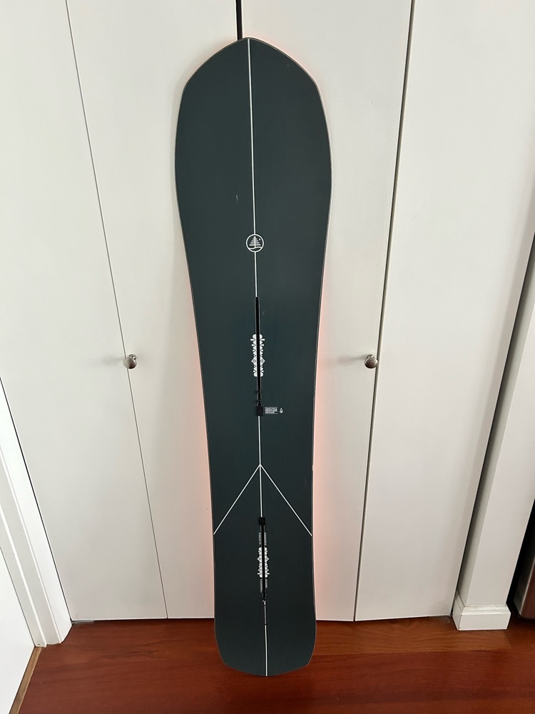 Burton Family Tree Straight Chuter 159 - Snowboards | SENDY